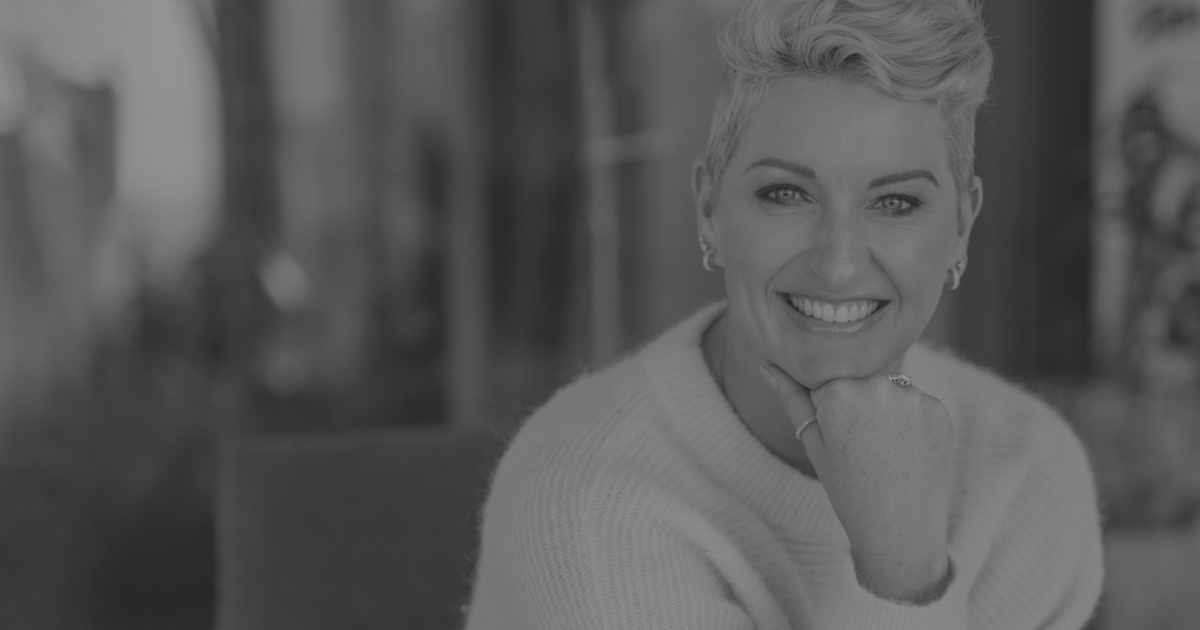 Hire Jenene Crossan for your next event.