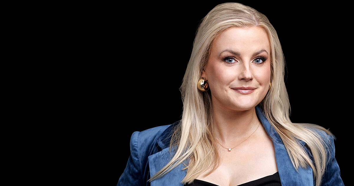 Book Sophie Morris for your next event | Celebrity Speakers